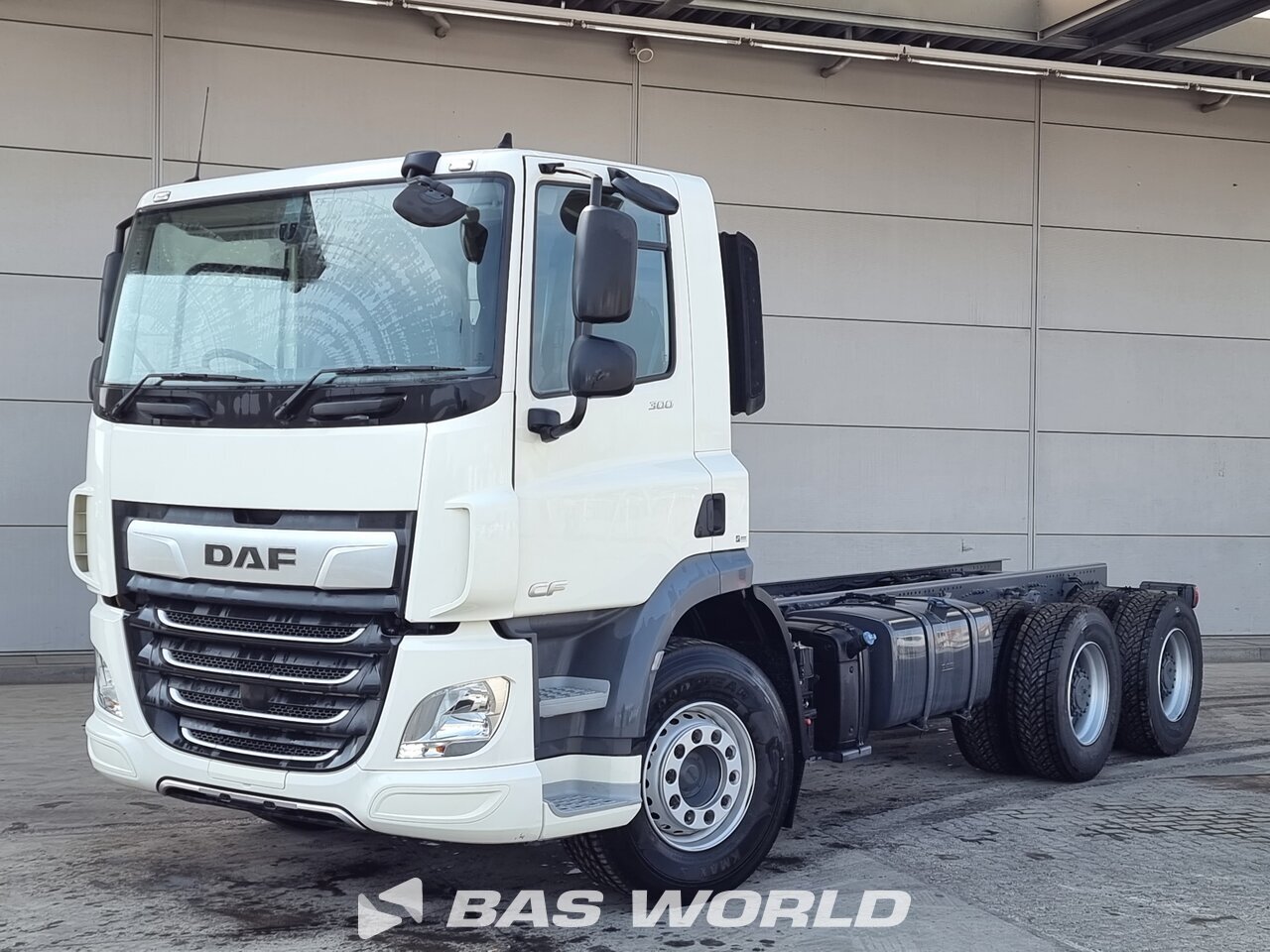 DAF CF 300 6X4 Chassis truck - BAS World