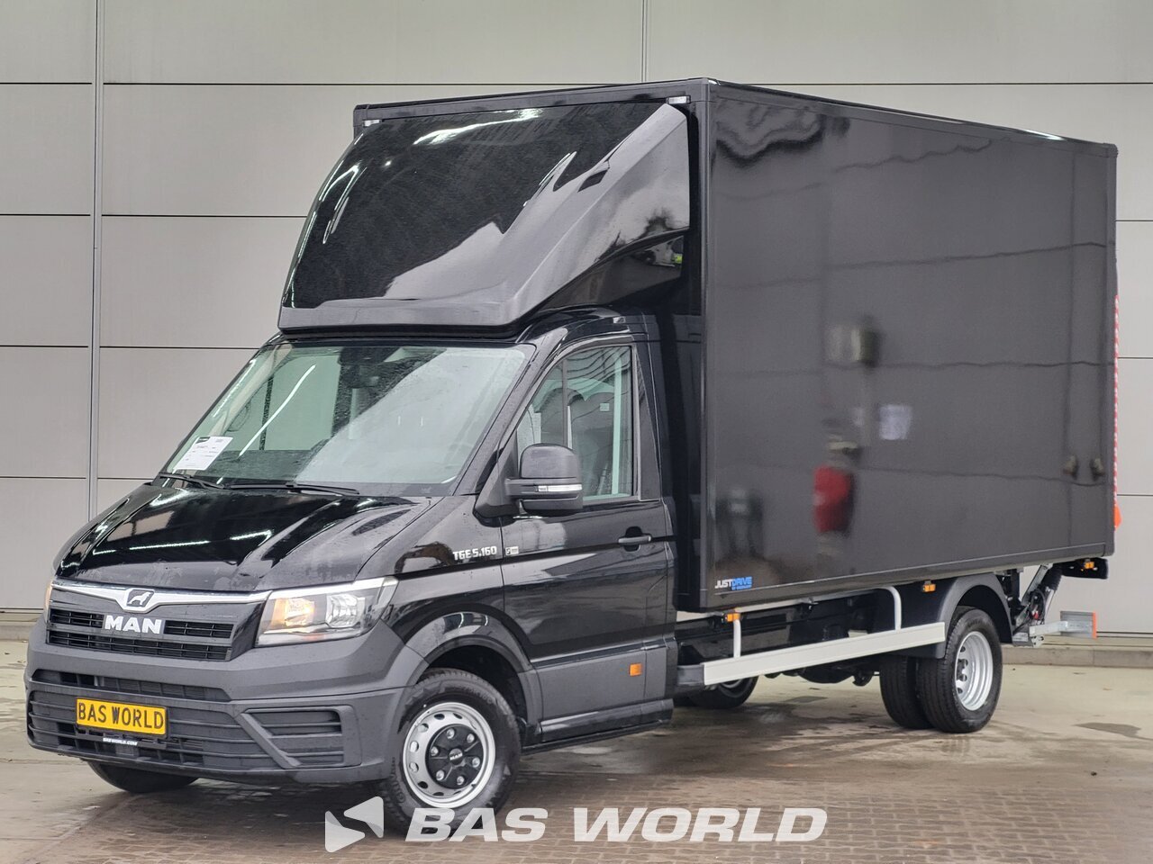 MAN TGE 5.160 Box body - BAS World