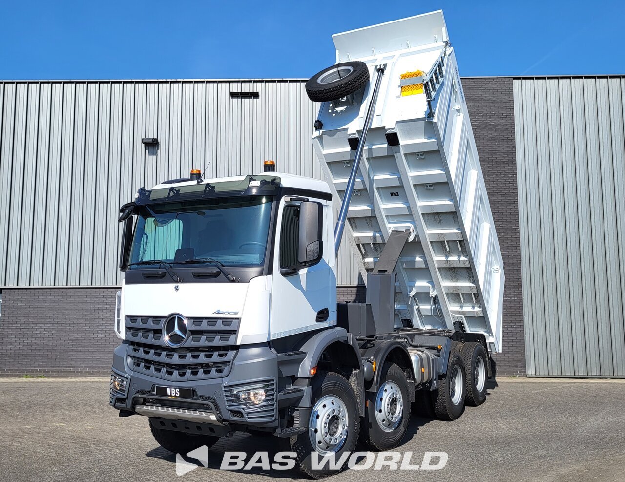 Mercedes Arocs 4840 8X4 F.X. Meiller Tipper - BAS World