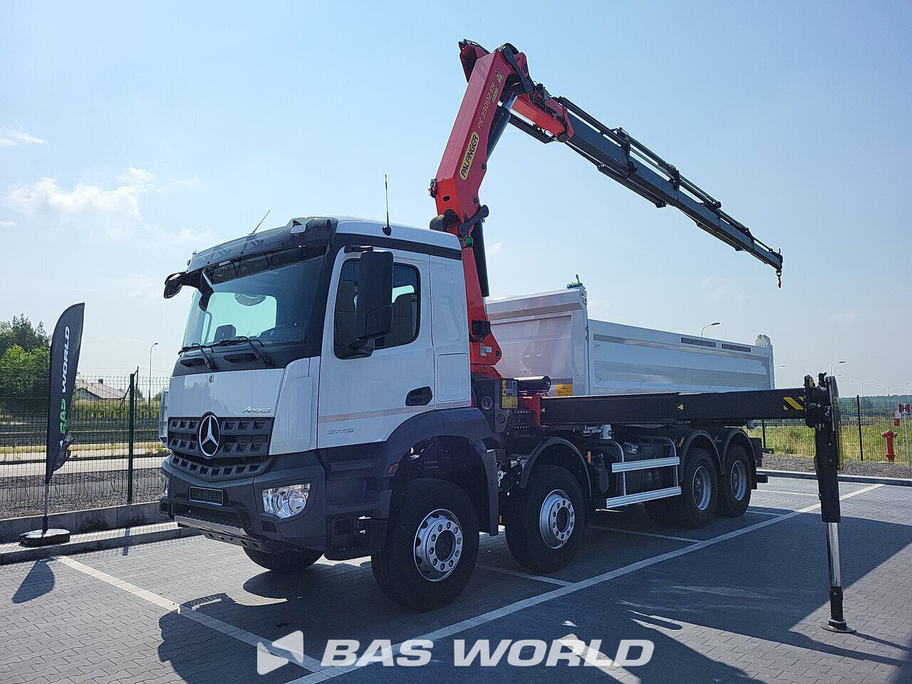 Mercedes Arocs 3745 8X4 KH-KIPPER Tipper - BAS World