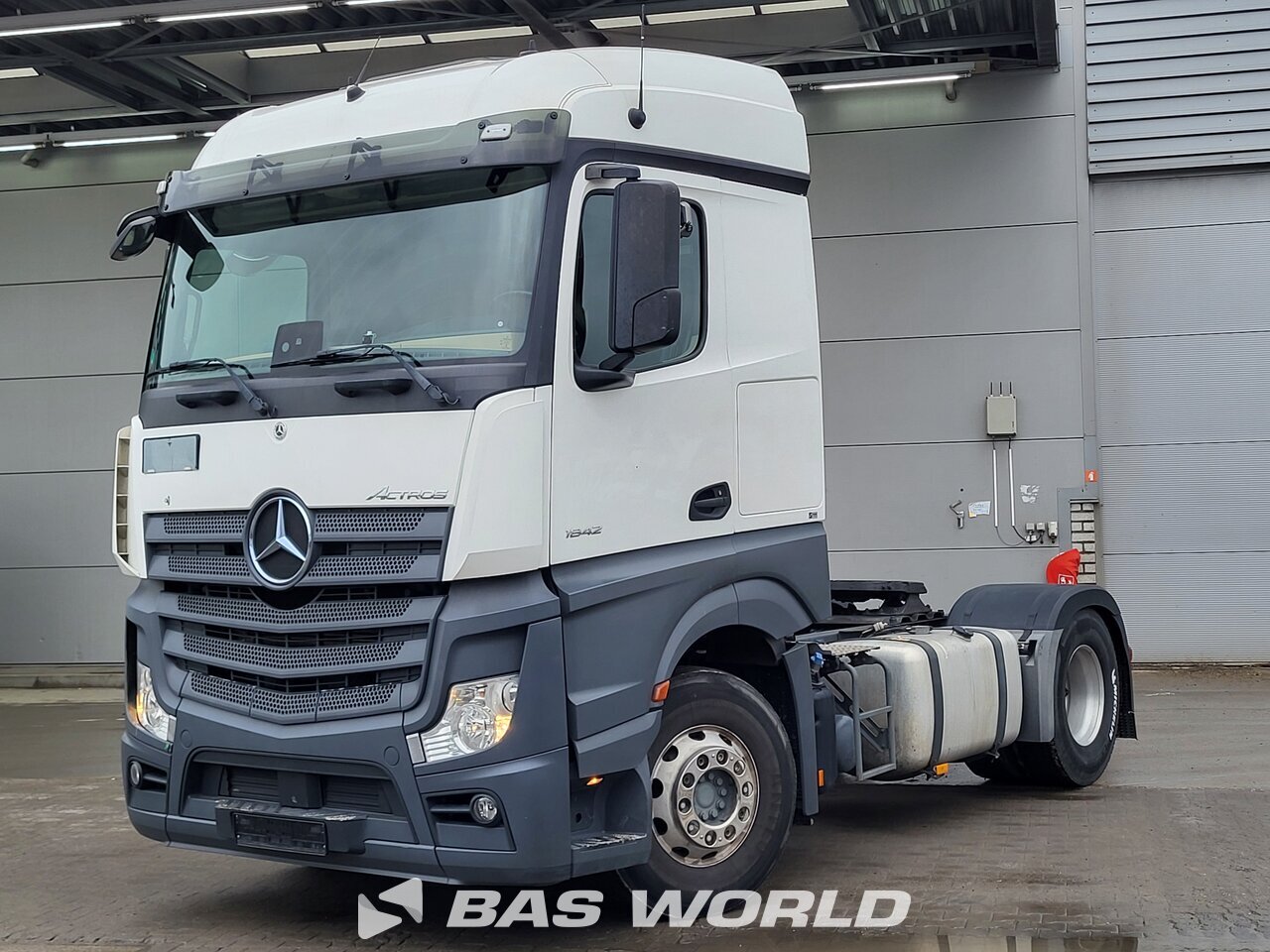Mercedes Actros 1842 4X2 sattelzugmaschine - BAS World