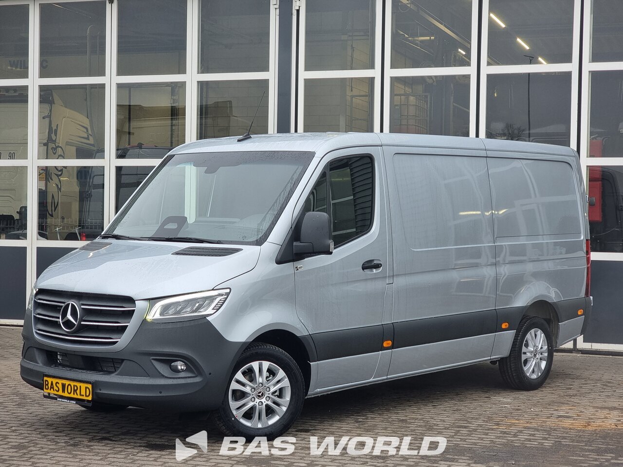 Mercedes Sprinter 319 CDI Gesloten bestelwagen - BAS World