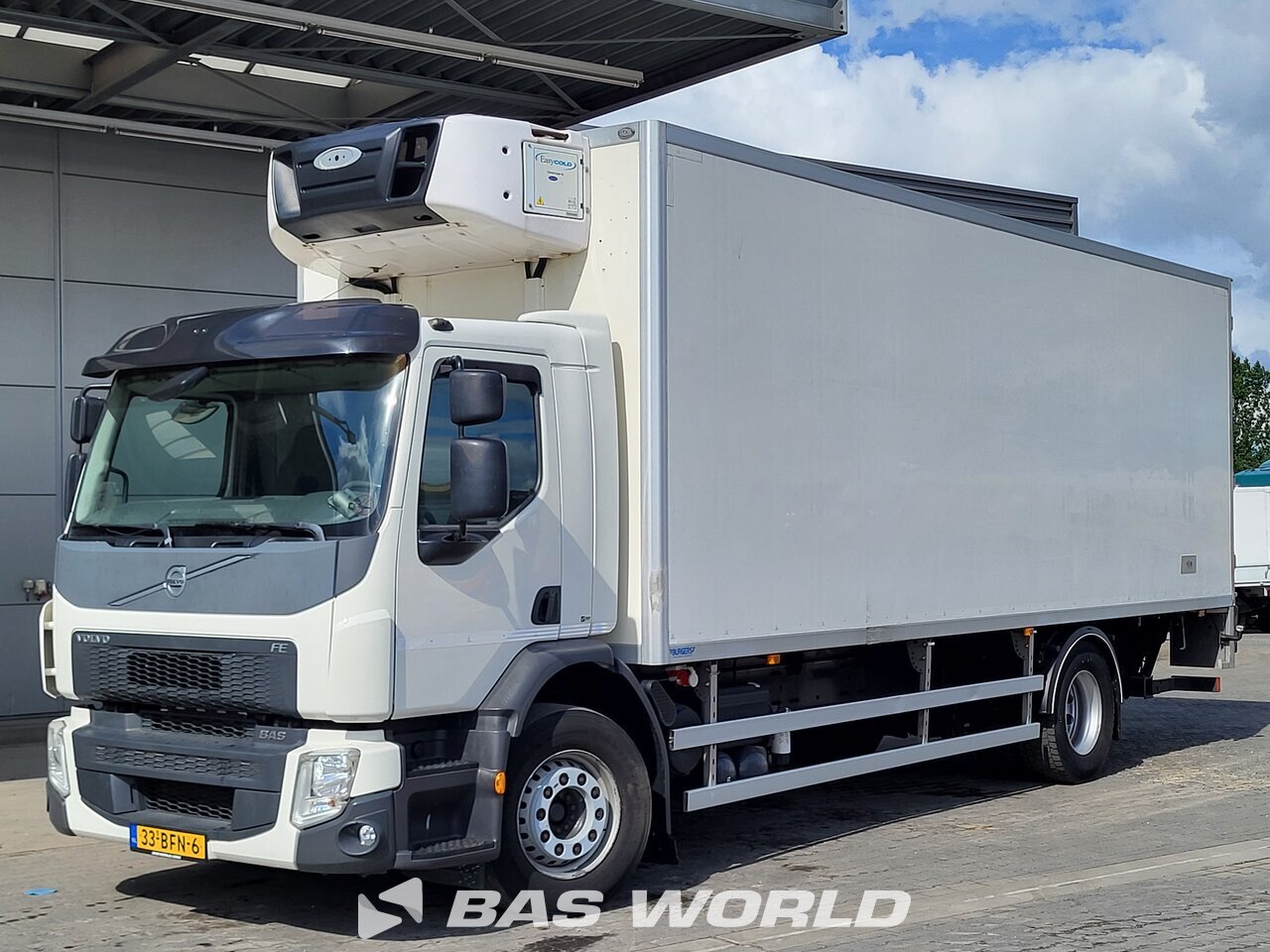 Volvo FE 250 4X2 Burgers Koelwagen vrachtwagen - BAS World