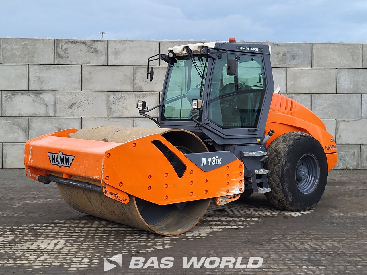 HAMM H13 iX Single drum roller - BAS World