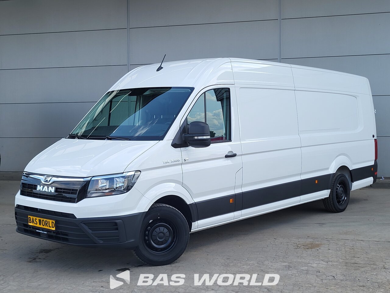 MAN TGE 3.180 Closed box van - BAS World