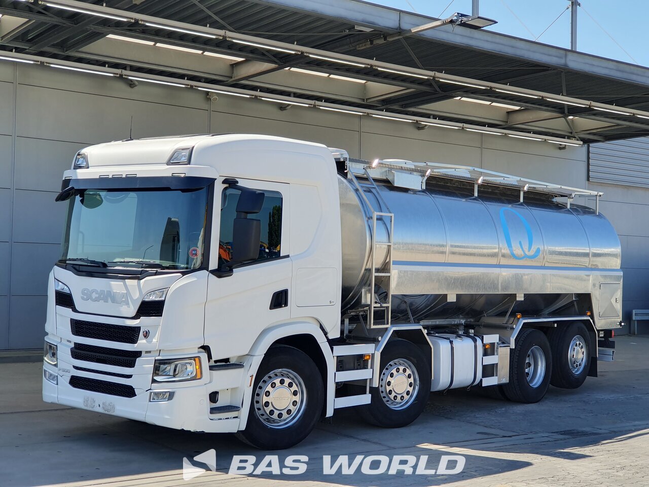 Scania P500 8X2 Vito Steel Camión cisterna - BAS World