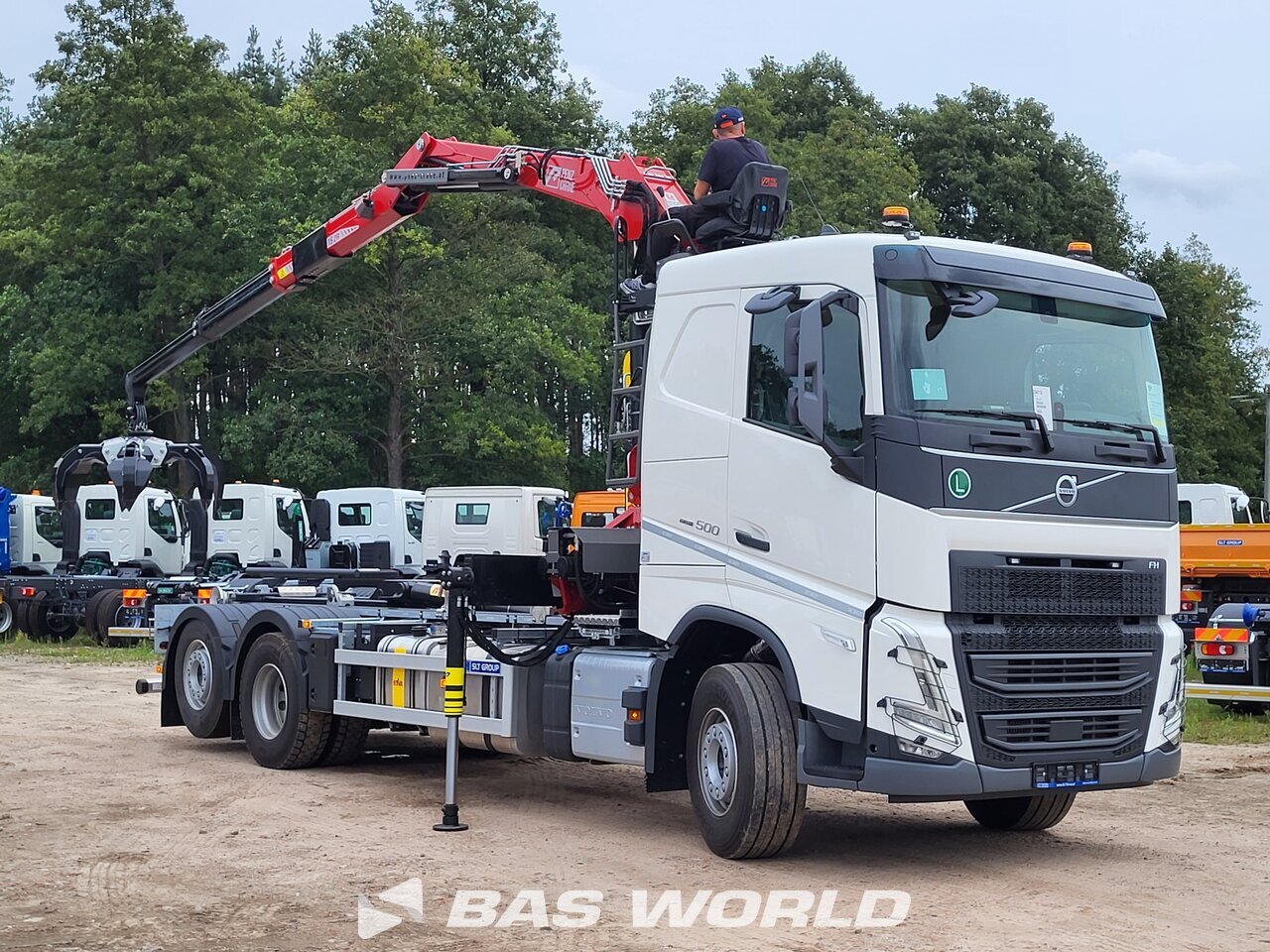 Volvo FH 500 6X2 Hyva hooklift truck - BAS World