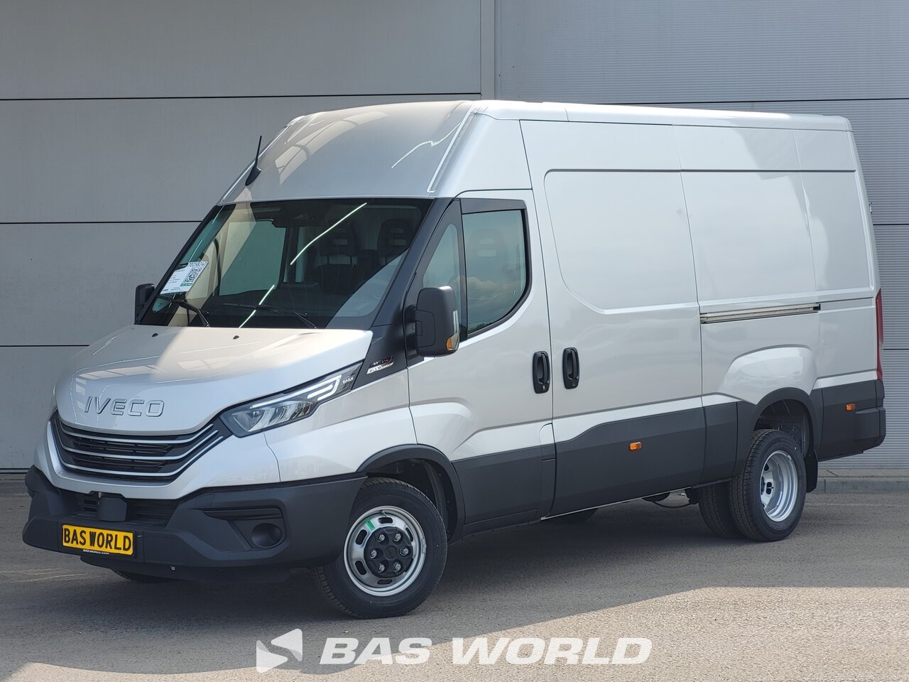 Iveco Daily 35C21 Closed box van - BAS World