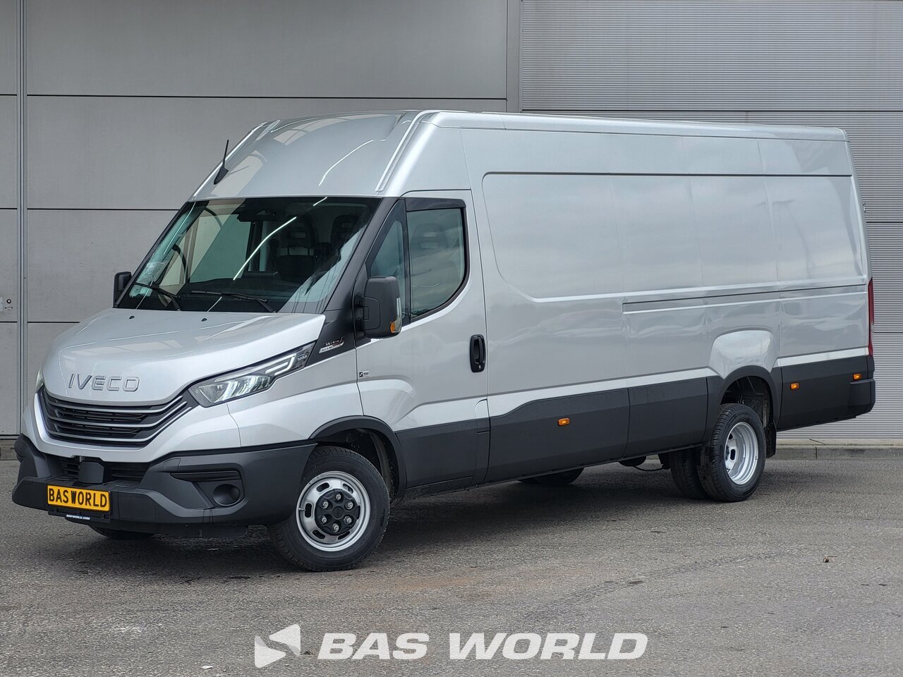 Iveco Daily 35C21 Kastenwagen - BAS World