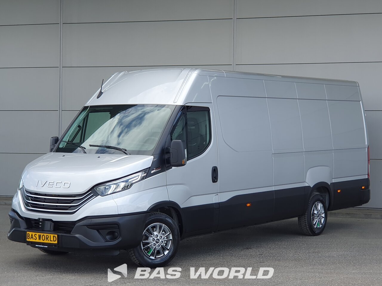 Iveco Daily 35S21 4X2 LCV Fermette fermée 2024 LCV Fermette fermée ...