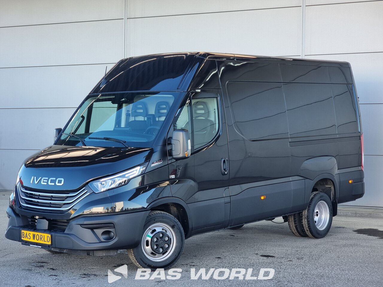 Iveco Daily 35C21 Closed box van - BAS World
