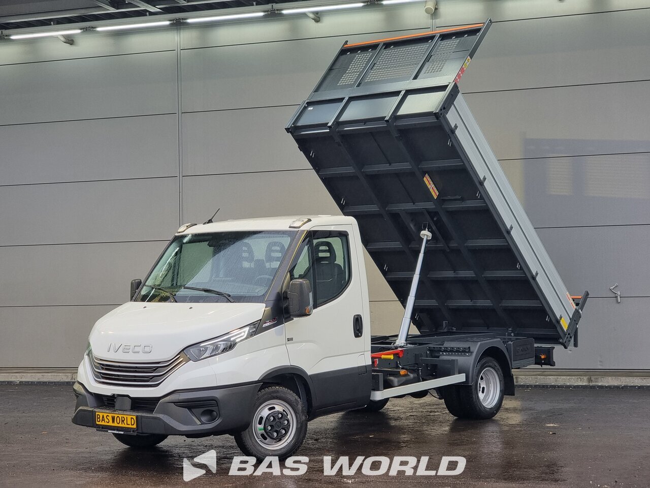 Iveco Daily 35C21 LCV Benne Nouveau LCV Benne - BAS World