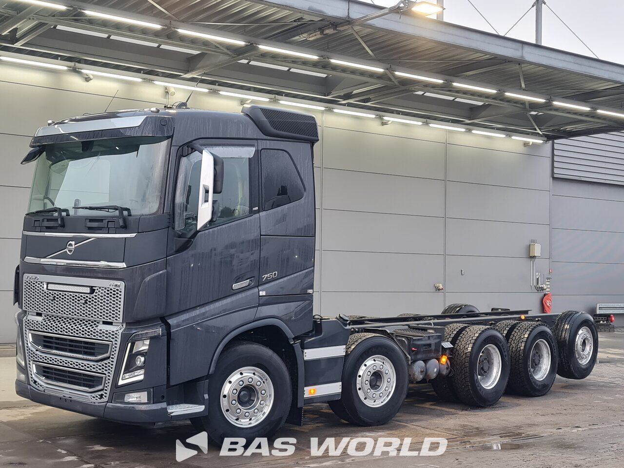 Volvo FH16 750 10X4 Vrachtwagen Chassis - BAS World