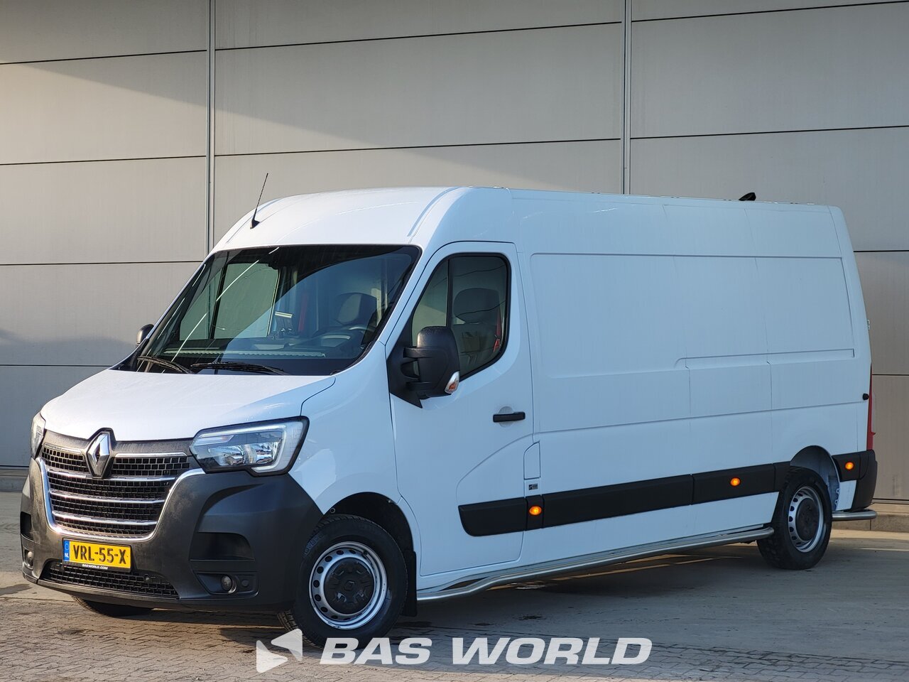 Renault Master 135PK Duba închisă - BAS World