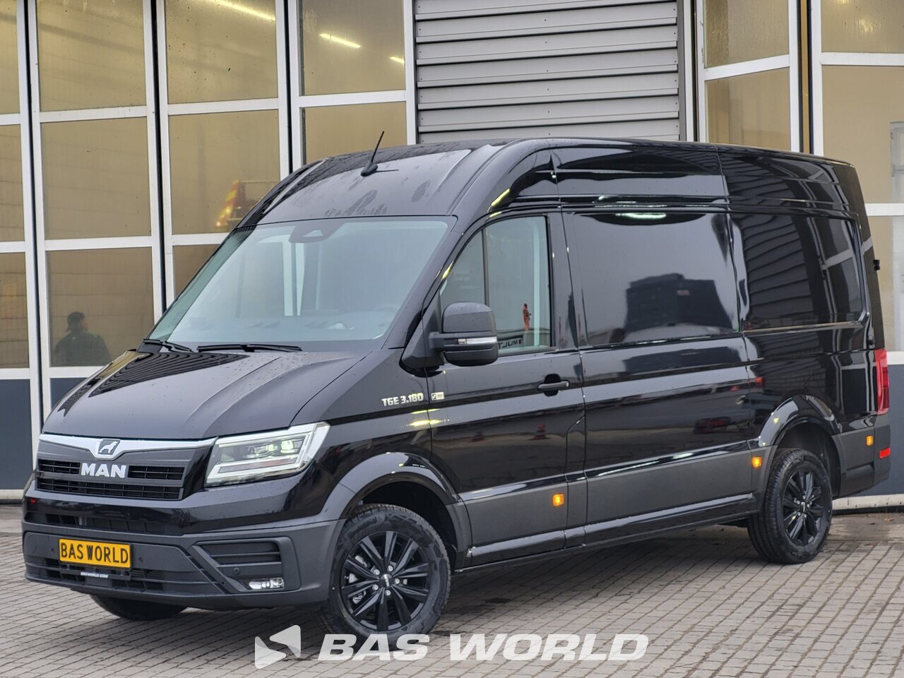 MAN TGE 3.180 LCV Fermette fermée 2024 LCV Fermette fermée - BAS World