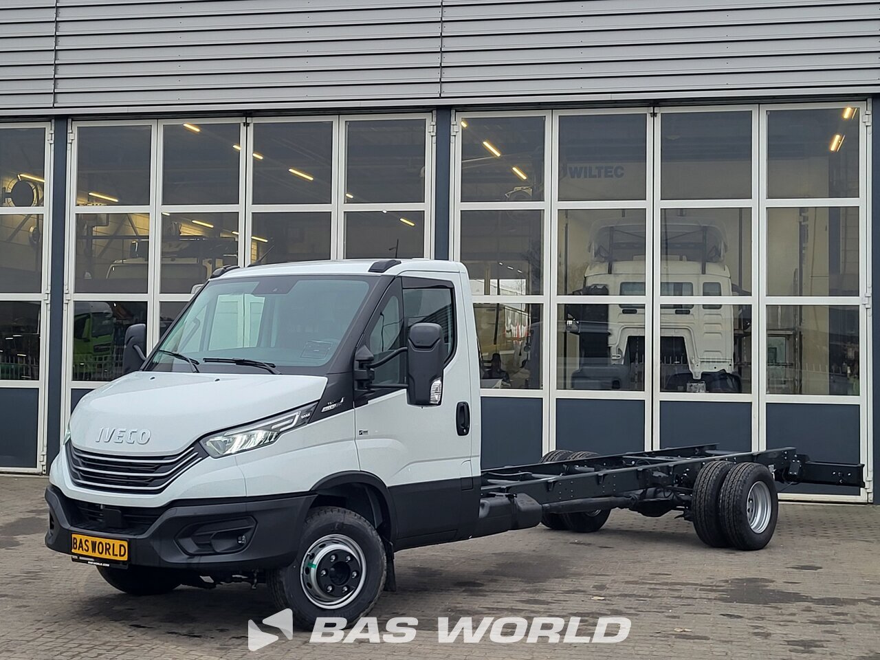 Iveco Daily 72C18 Chassis - BAS World