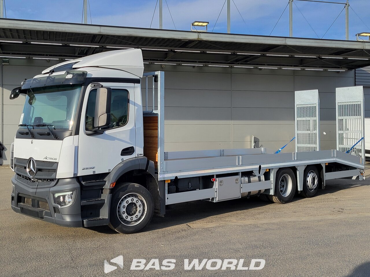 Mercedes Actros 2532 6X2 BERG Oprijwagens Car/Truck Transporter Truck ...