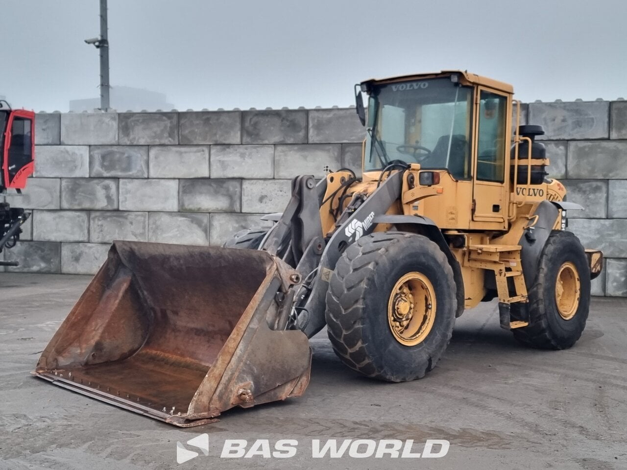 Volvo L60 E Cargadoras sobre ruedas - BAS World