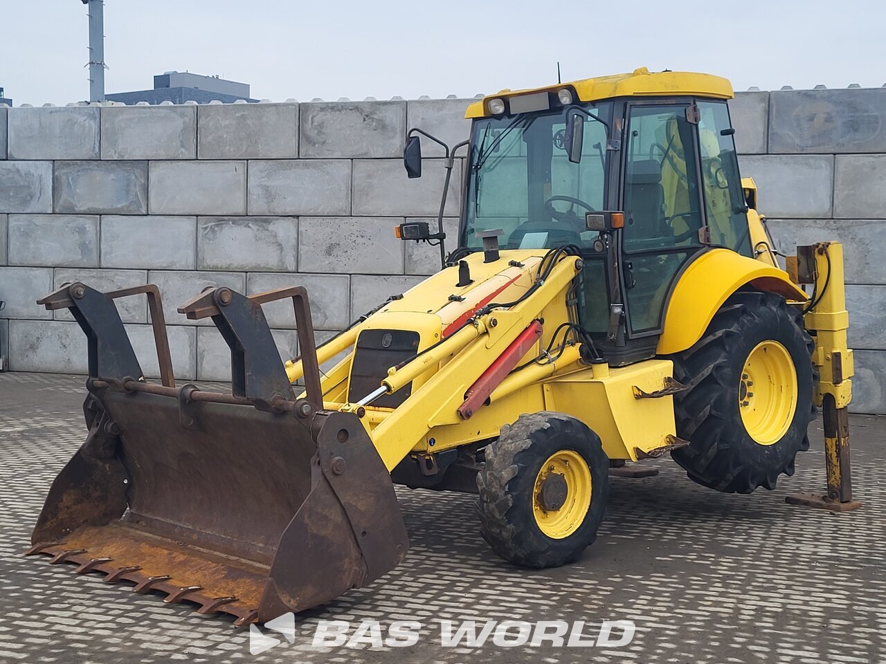 NEW HOLLAND LB110B-4PT Backhoe loader - BAS World