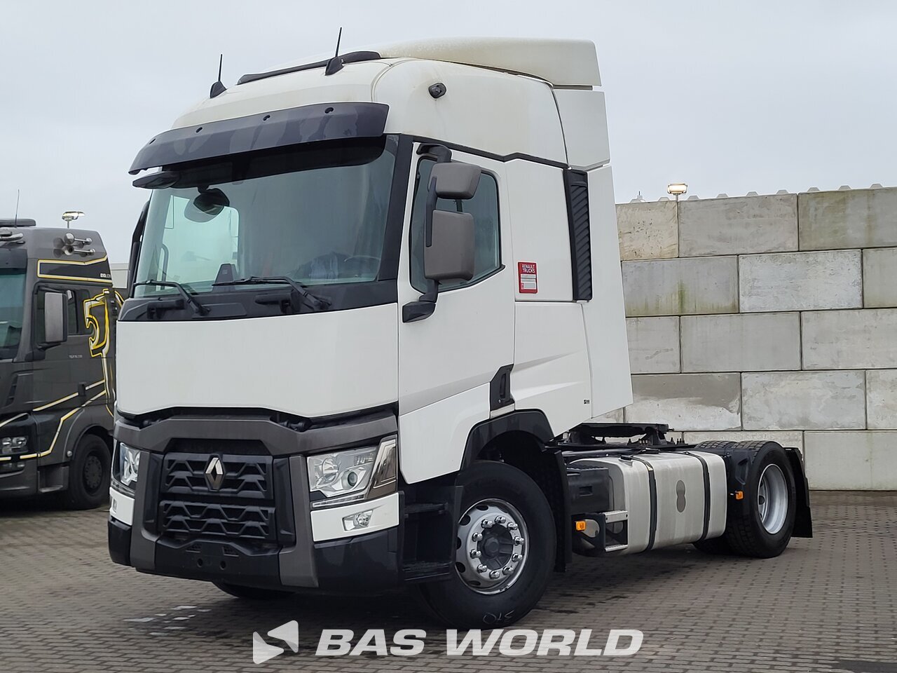 Renault T 460 4X2 Cabeza tractora - BAS World