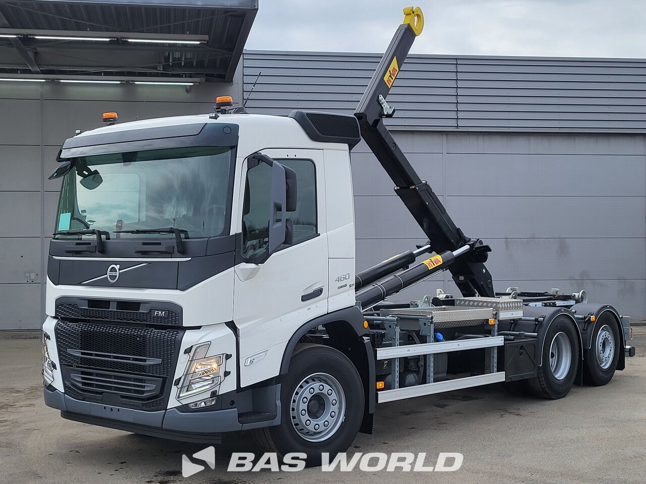 Volvo FM 460 6X2 HYVA 20-60-S hooklift truck - BAS World