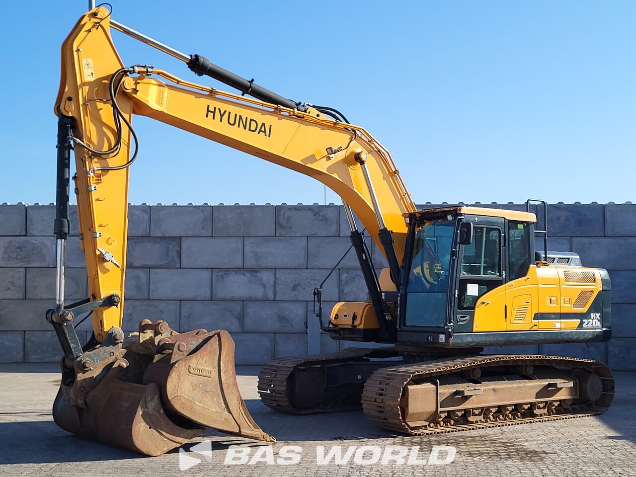 Hyundai HX220 L Crawler excavators - BAS World