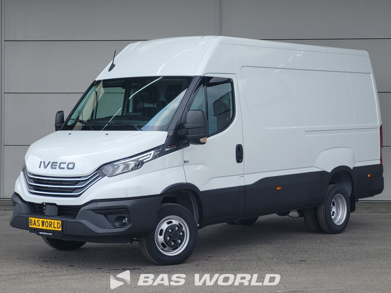 Iveco Daily 35C21 Fourgons utilitaires - BAS World