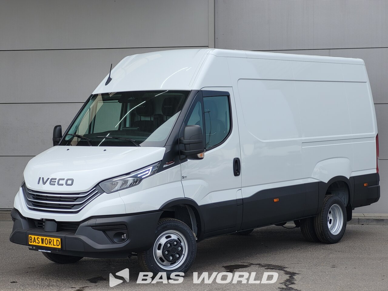Iveco Daily 35C21 Fourgons utilitaires - BAS World