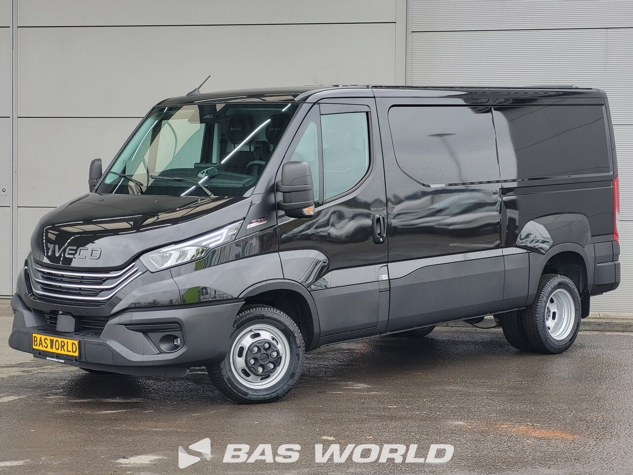 Iveco Daily 35C21 Closed box van - BAS World
