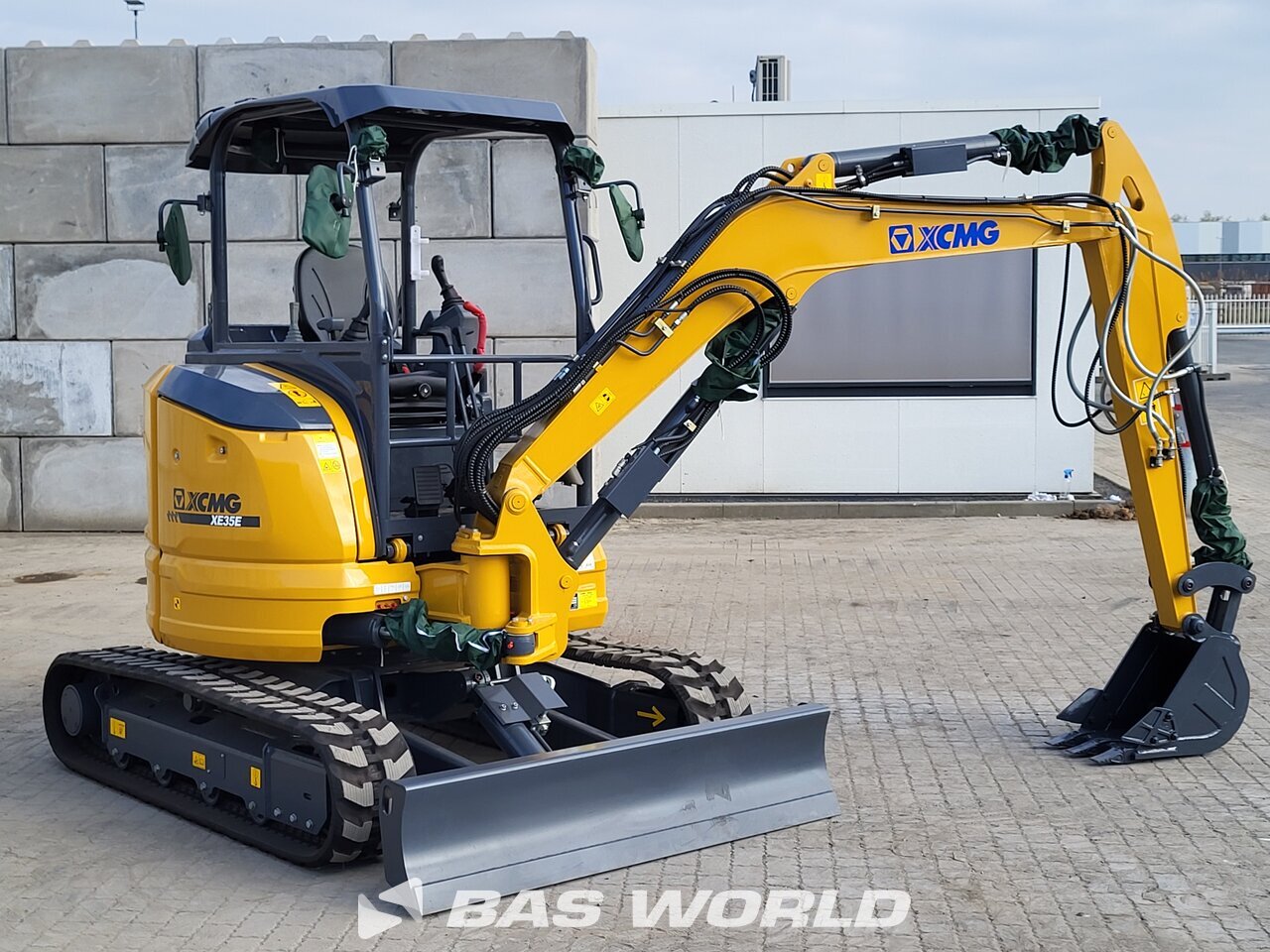 XCMG XE35 E Mini excavator