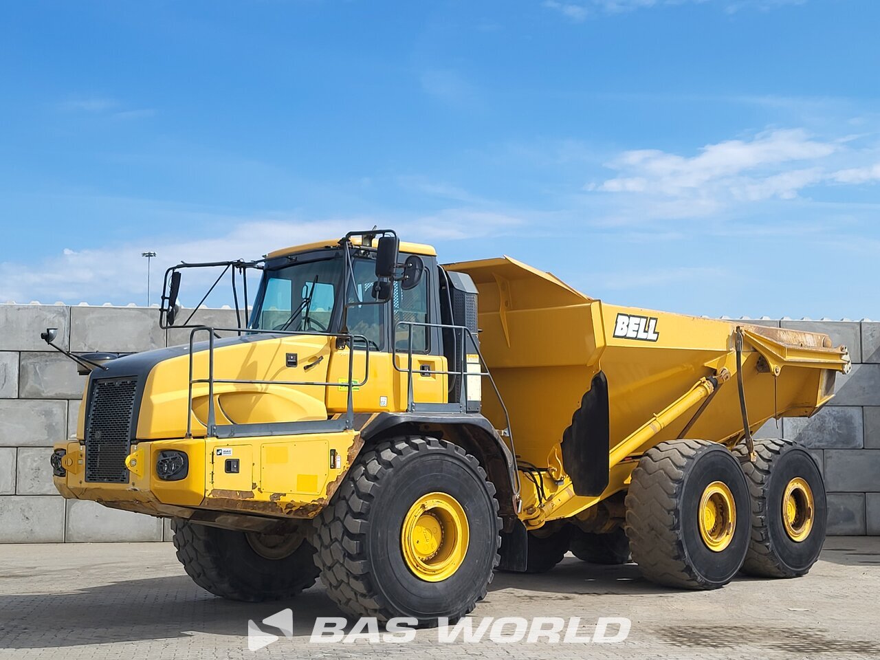 Bell B40 D Dump truck - BAS World