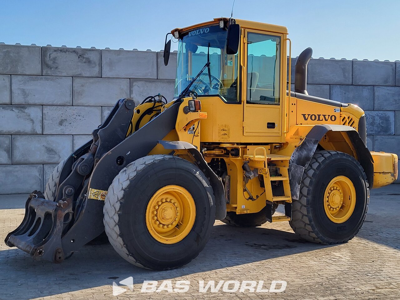 Volvo L90 E Construction equipment 2003 Construction equipment - BAS World