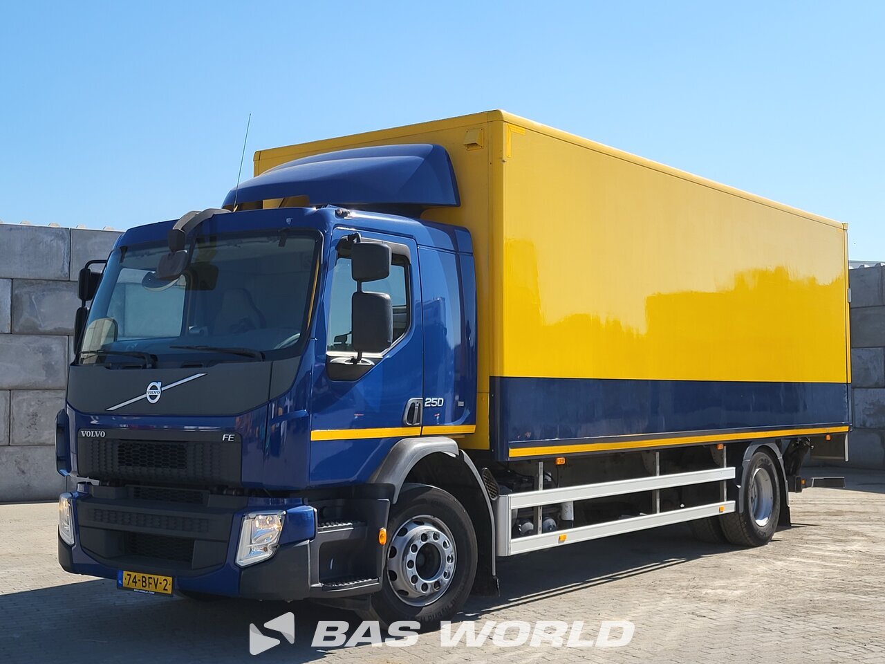Volvo FE 250 4X2 LKW mit Kofferaufbau - BAS World