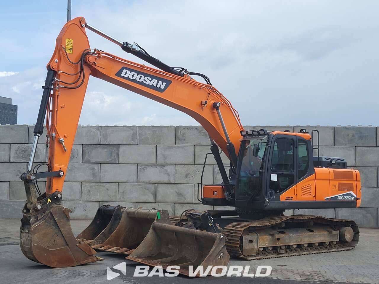 Doosan DX225 LC-7 Crawler excavators - BAS World