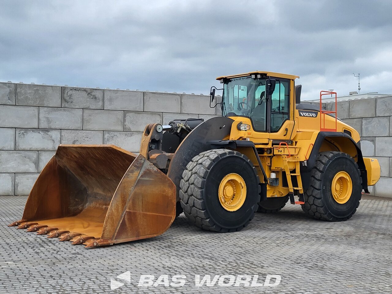 Volvo L250 H Wheel loader - BAS World