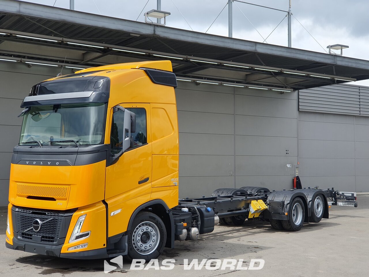 Volvo FH 460 6X2 Chassis truck - BAS World