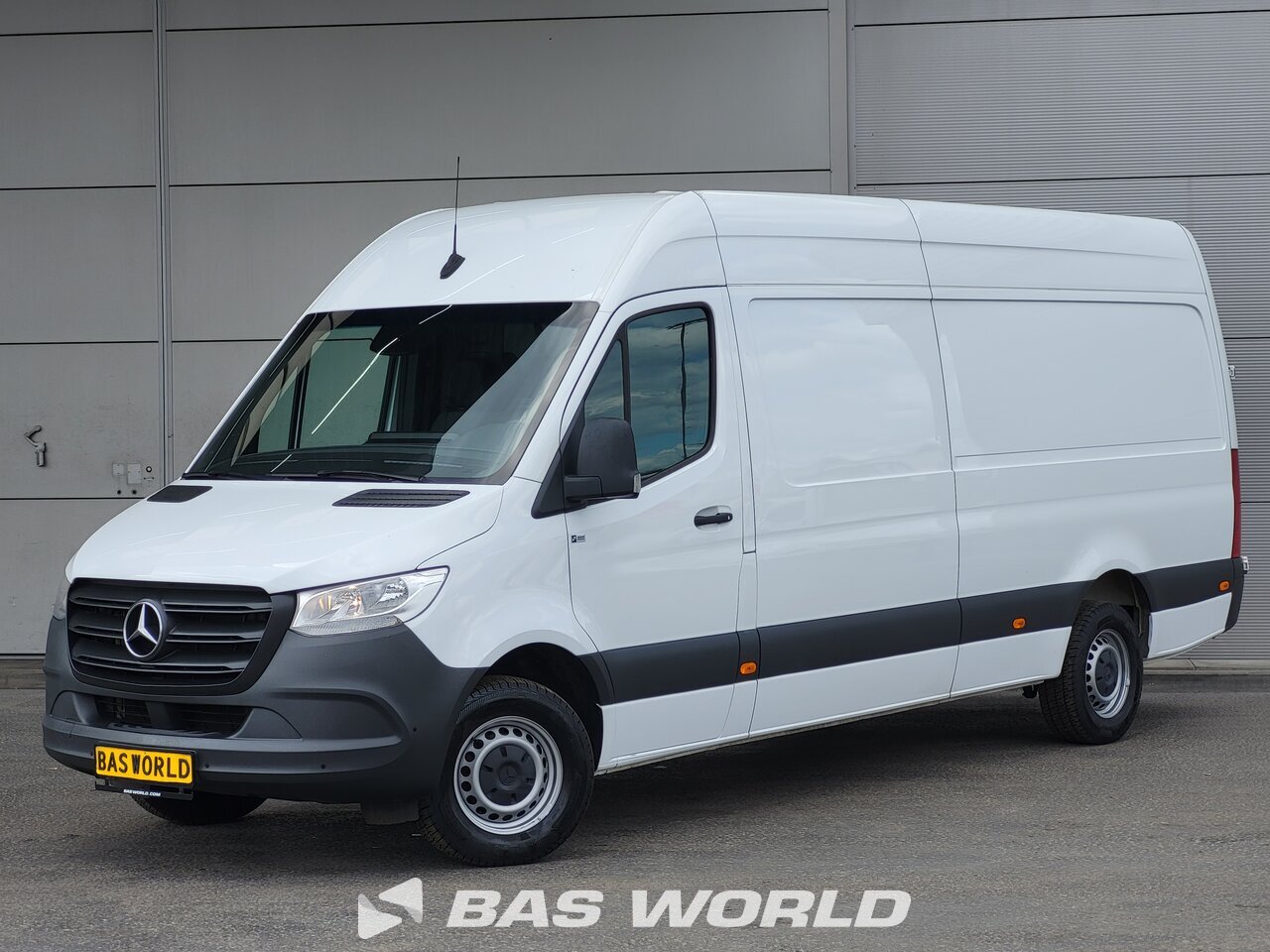 Mercedes Sprinter 317 CDI Fourgon utilitaire - BAS World