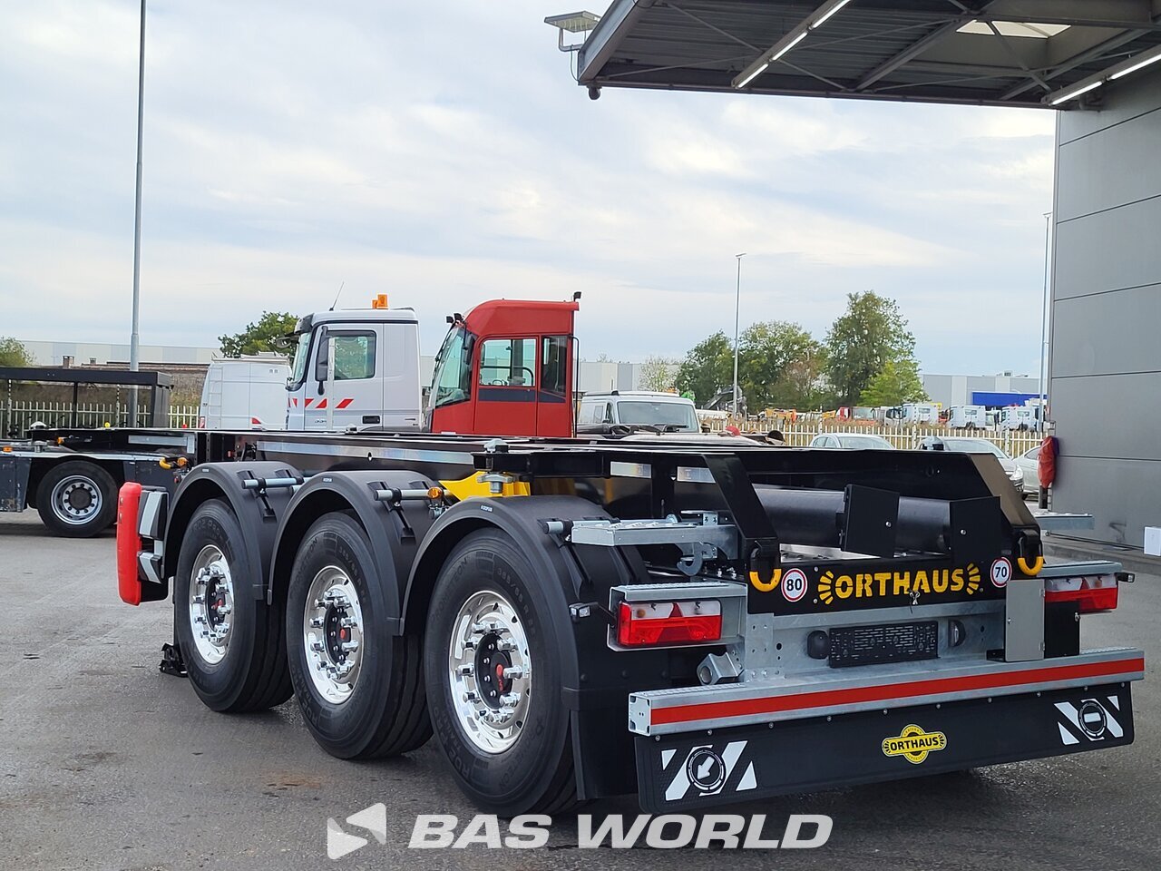 Orthaus Container chassis - BAS World