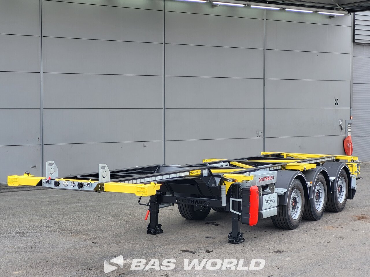 Orthaus Container chassis - BAS World