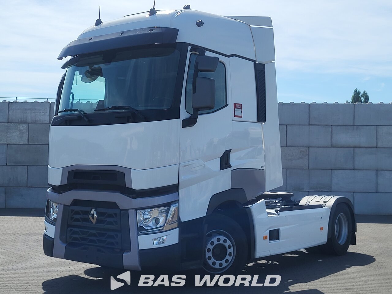 Renault T HIGH 520 4X2 Cap tractor - BAS World
