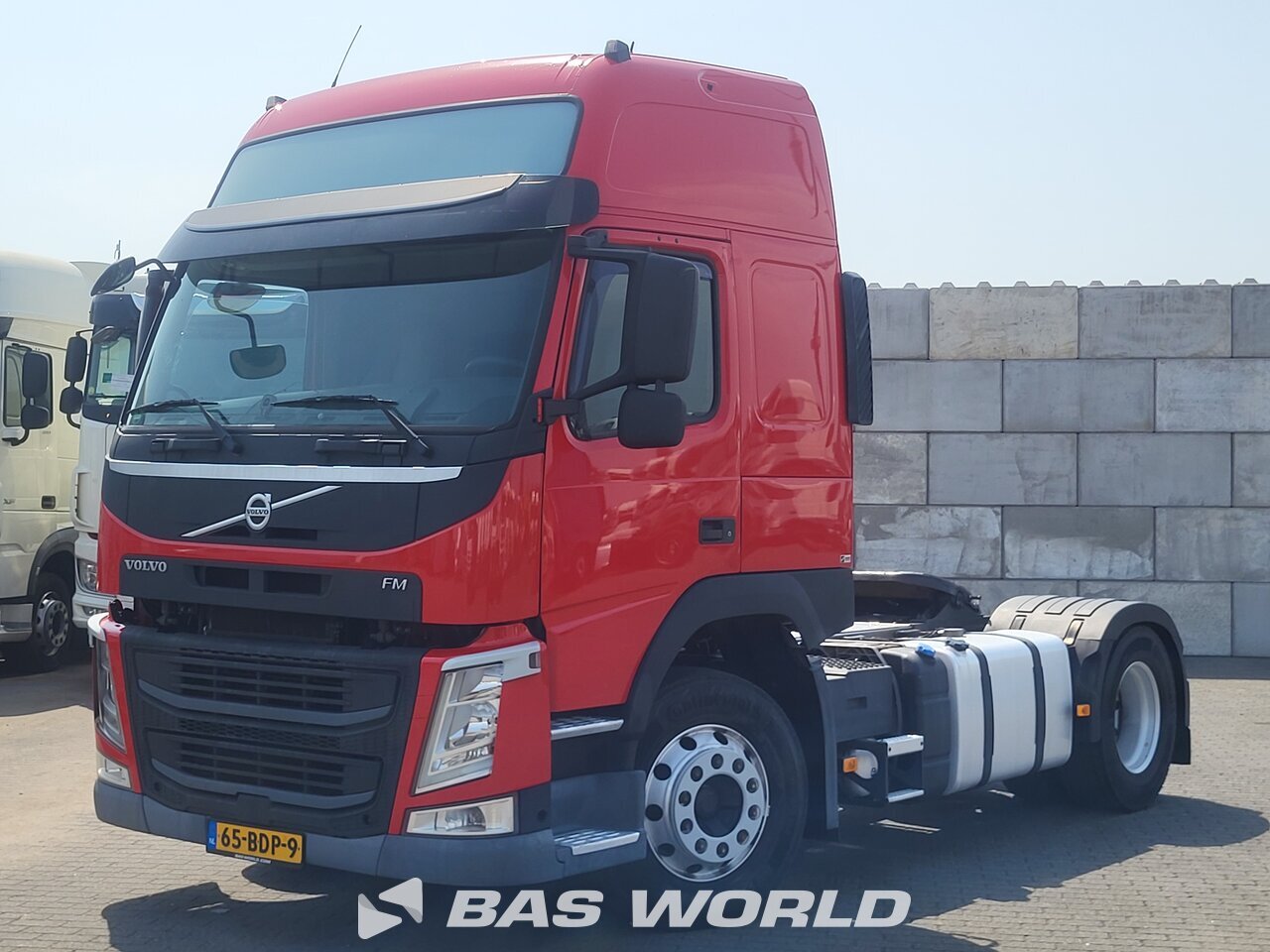 Volvo FM 410 4X2 Trekker - BAS World