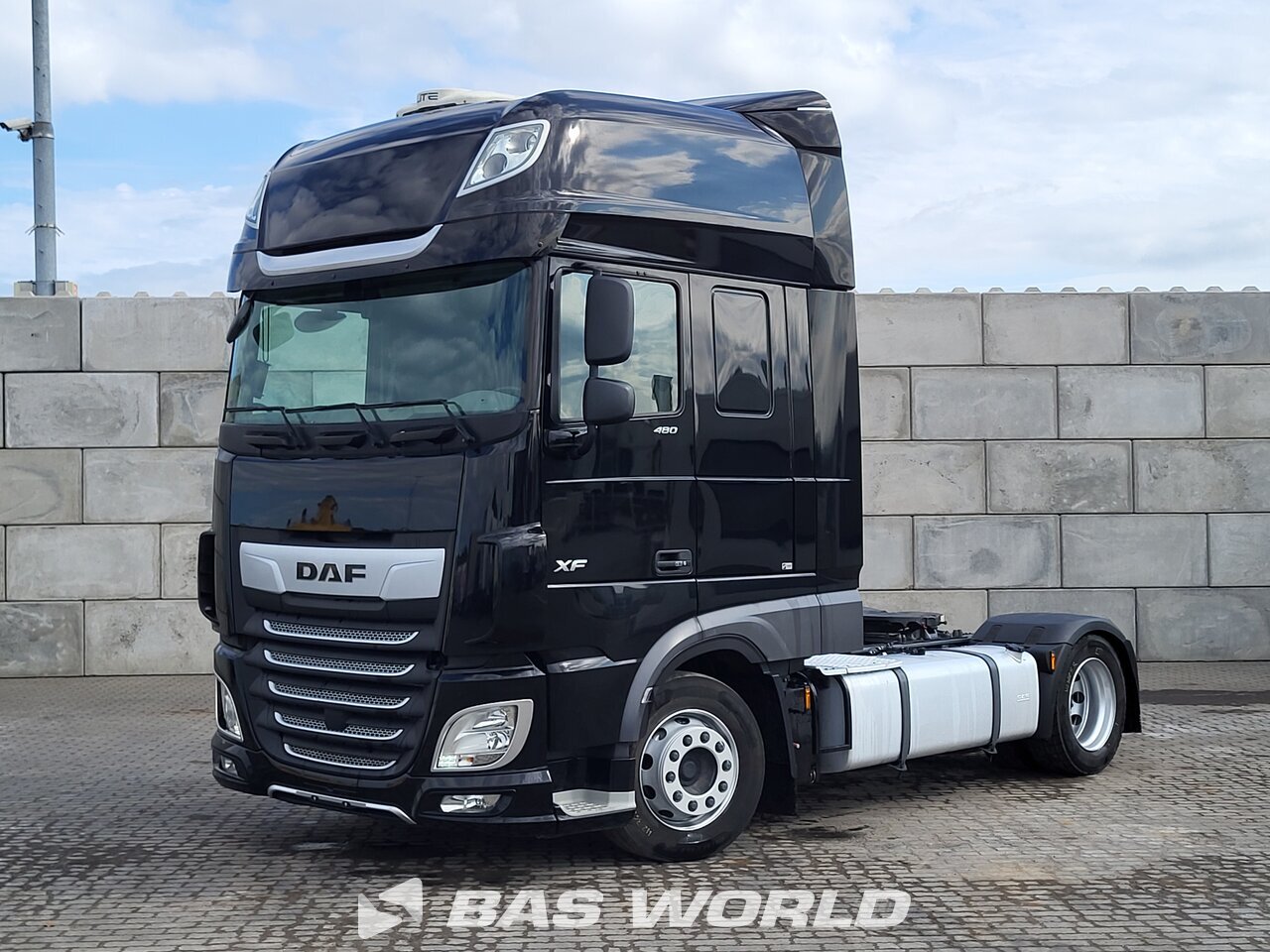 DAF XF 480 4X2 Cabeza tractora - BAS World