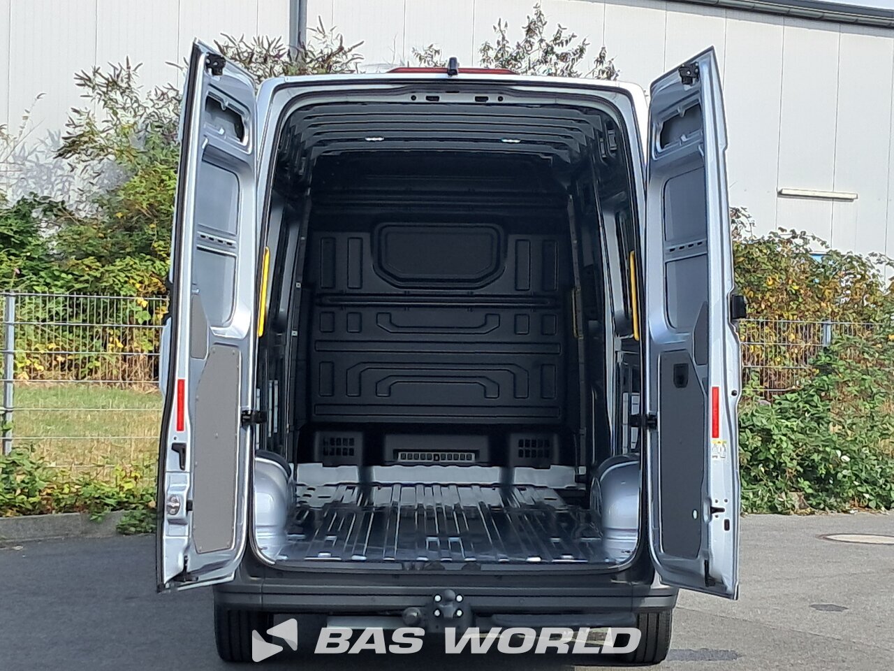 Volkswagen Crafter 177pk Closed box van - BAS World