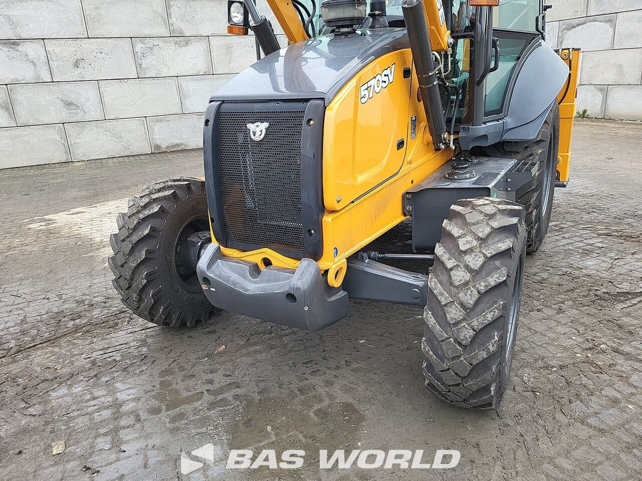 Case 570 SV Tractopelle - BAS World