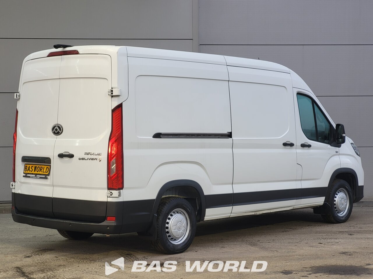 Maxus Closed box van - BAS World