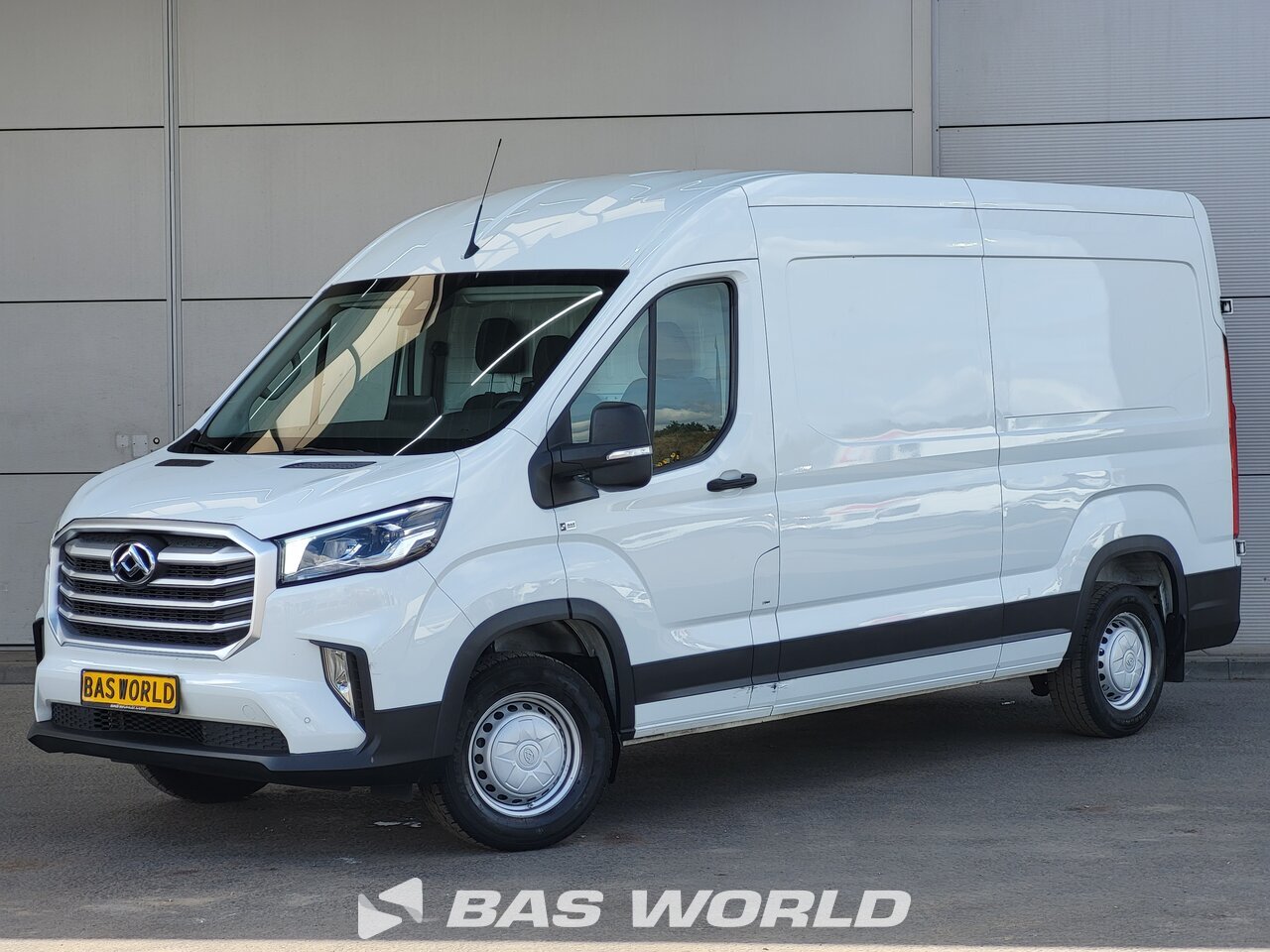 Maxus Closed box van - BAS World