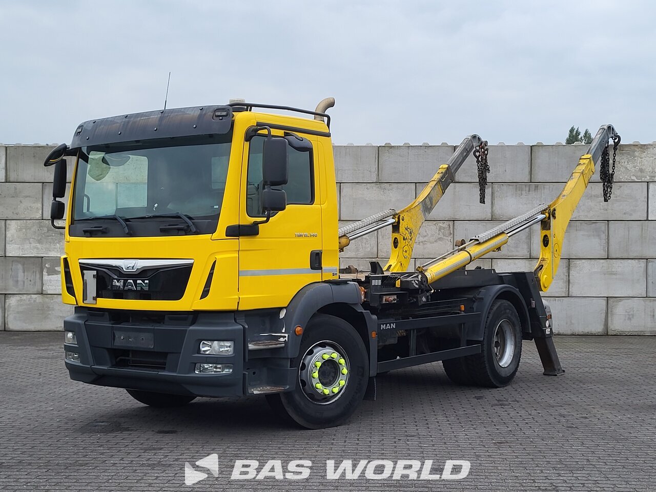 MAN TGM 18.340 4X2 Gergen Skip loader - BAS World