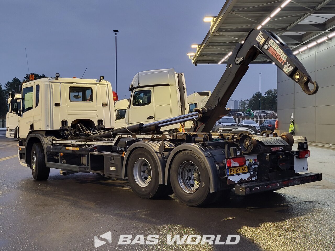 Scania P360 6X2 HIAB Type: XR21Z61 hooklift truck - BAS World