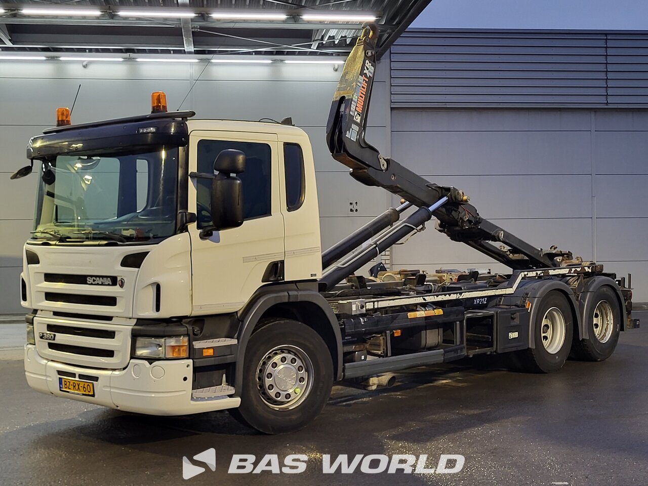 Scania P360 6X2 HIAB Type: XR21Z61 hooklift truck - BAS World