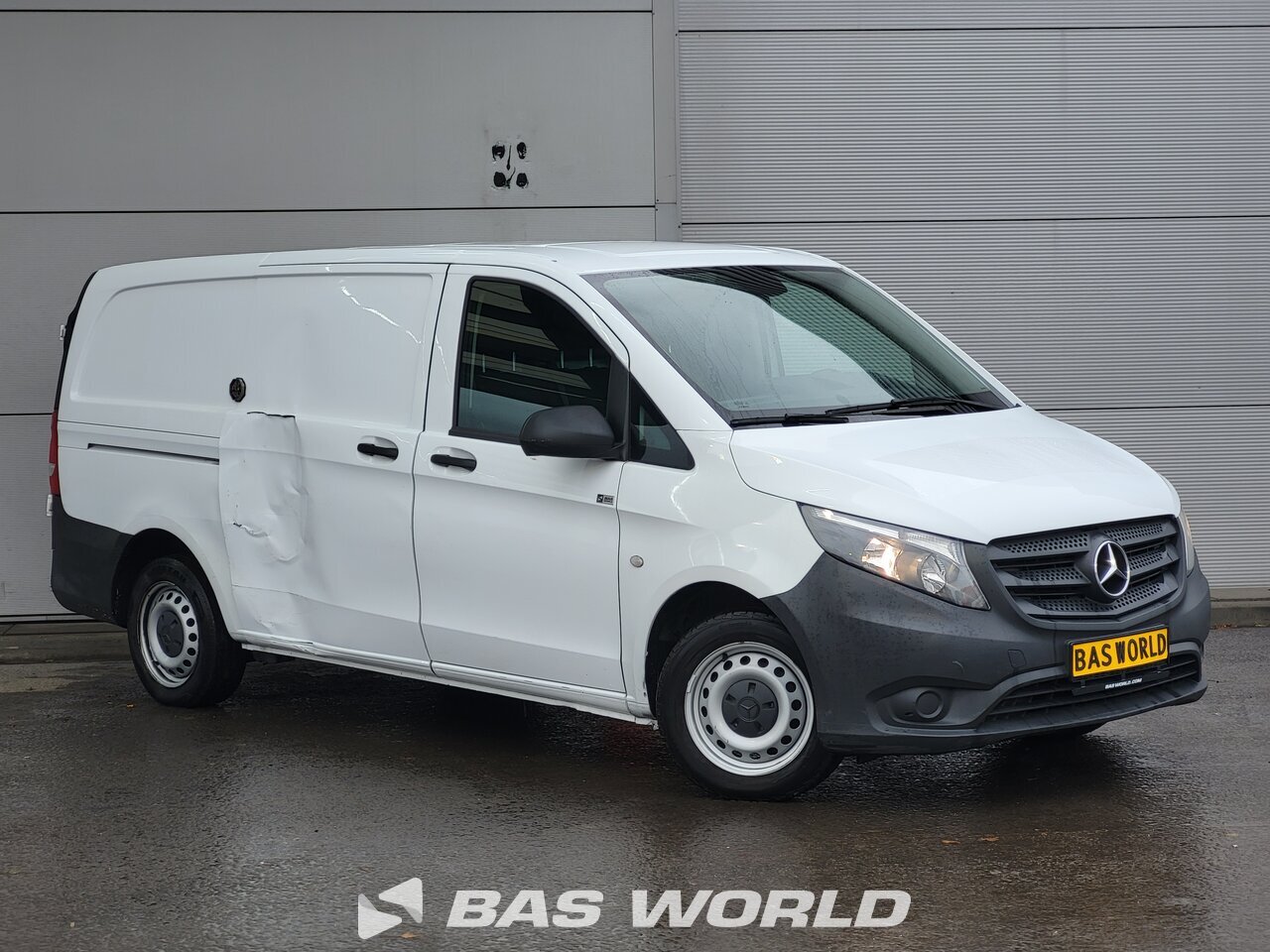 Mercedes Vito 114 Closed box van - BAS World
